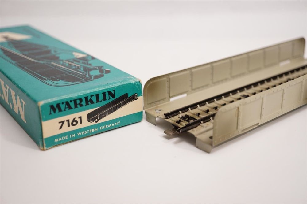 3ß Märklin 7161 Vollträgerbrücke OVP 2a) (Gebraucht) in Uetendorf für ...