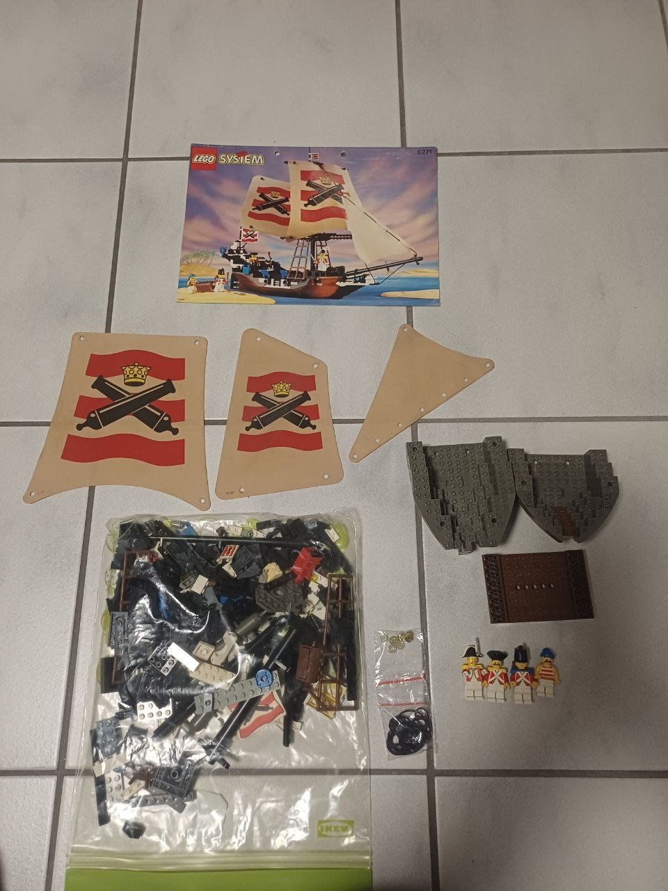 Lego Vintage 6271 (Pirates Imperial Flagship) (Gebraucht) in Muralto ...