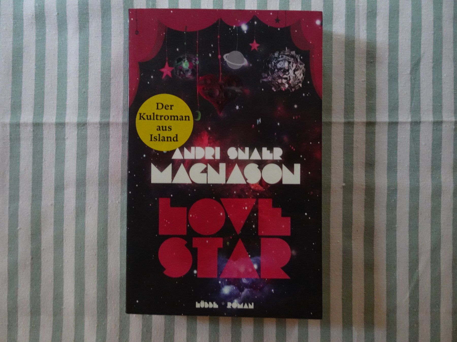 Andri Snaer Magnason - Lovestar - Roman - B755 (Gebraucht) in Küssnacht am Rigi für CHF 5 – mit ...