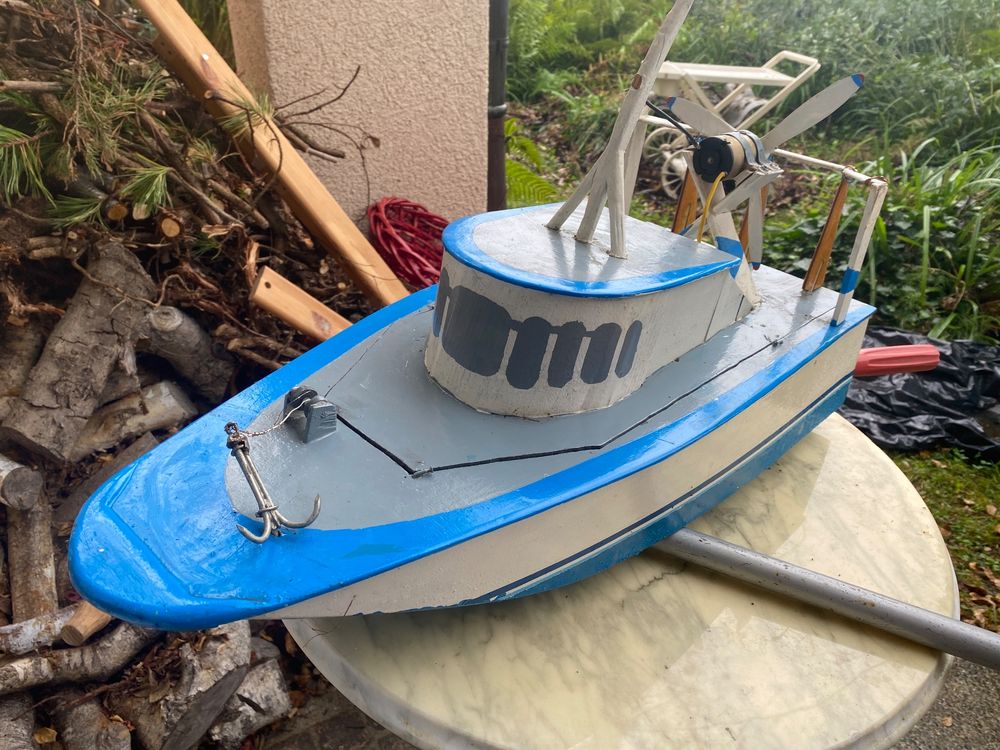 Modellbau Boot mit Propeller Luft antrieb (Gebraucht) in Richterswil ...