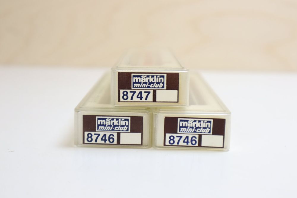 Märklin mini club 3 x SBB Personenwagen 8746 / 8747 (Gebraucht) in ...