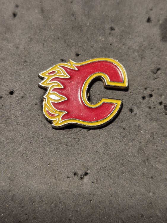Pin, NHL Calgary Flames (Gebraucht) in Heimiswil für CHF 3.5 – mit ...