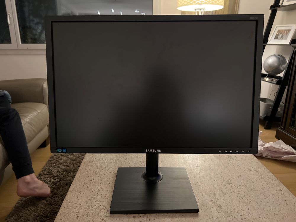 Samsung 24 Work Monitor (Gebraucht) in Muri b. Bern für CHF 20 – mit ...