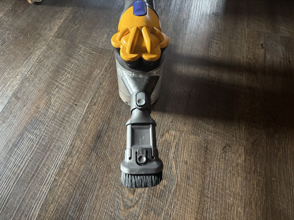 Dyson dc 30 avec accessoires | Kaufen auf Ricardo