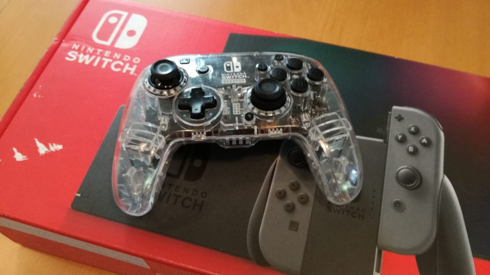 Nintendo Switch Generation 2 mit viel Zubehör (Gebraucht) in Reinach BL ...