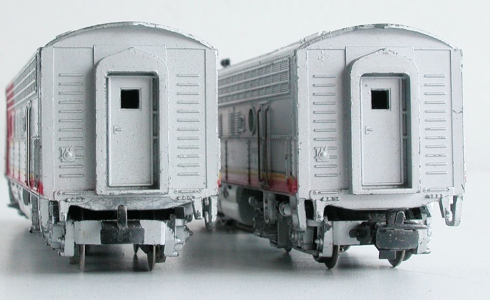 Märklin Diesellokomotive EMD F7 2-teilig SANTA FE Spur H0 (Gebraucht ...