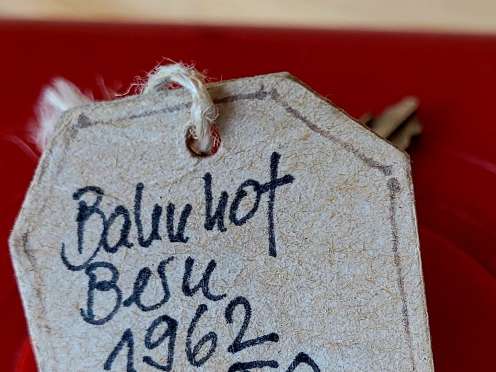 Aniker Kaugummiautomat / Bahnhof Bern / Vintage Bern 1962 | Kaufen auf ...