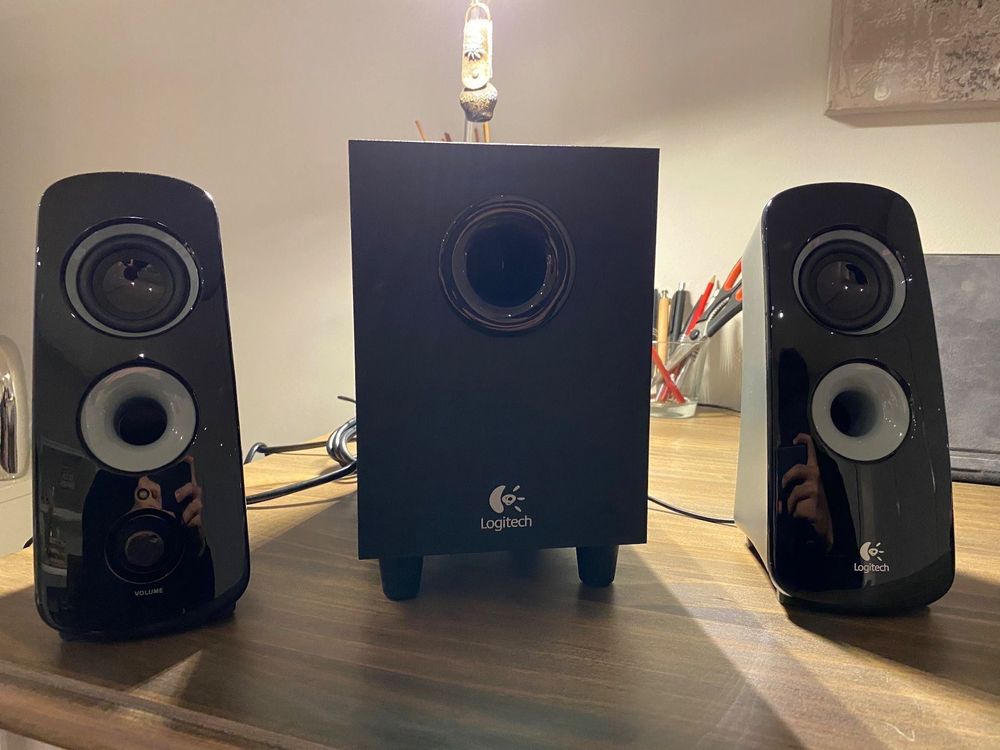 Logitech Speakers + Subwoofer | Kaufen auf Ricardo