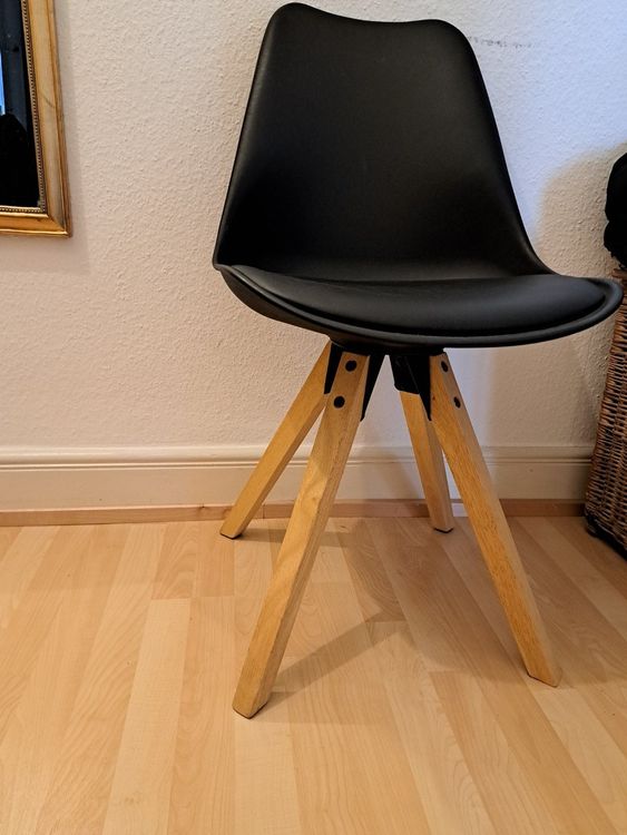 Stuhl gepolstert (2 Stück) (Gebraucht) in Basel für CHF 12 – nur Abholung auf Ricardo kaufen