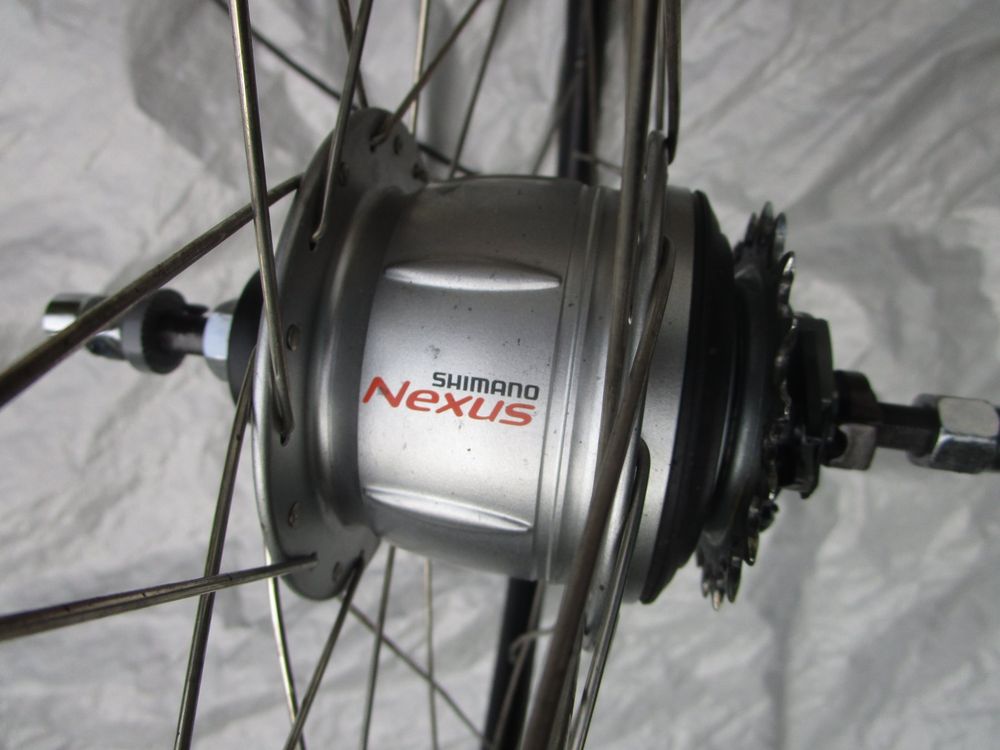 Shimano Nexus 8-Gang Hinterrad 28 Zoll Felgenbremse (Gebraucht) in Ottikon für CHF 50 – mit ...