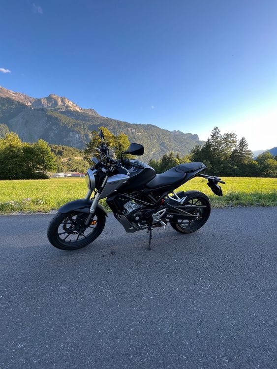 Honda CB125R Grau (Gebraucht) in Hofstetten BE für CHF 3200 – nur Abholung auf Ricardo kaufen