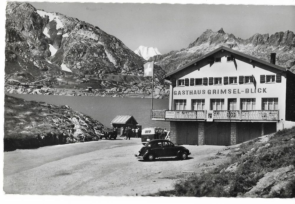 GRIMSEL: Gasthaus mit Oldtimer, Foto-AK 1961 (Gebraucht) in Engelburg für CHF 9 – mit Lieferung ...