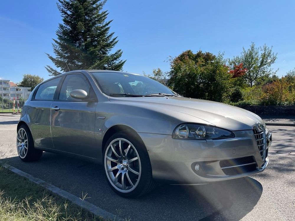 Alfa Romeo 147, 2.0 16V T.SPARK - Design-Legende | Kaufen auf Ricardo