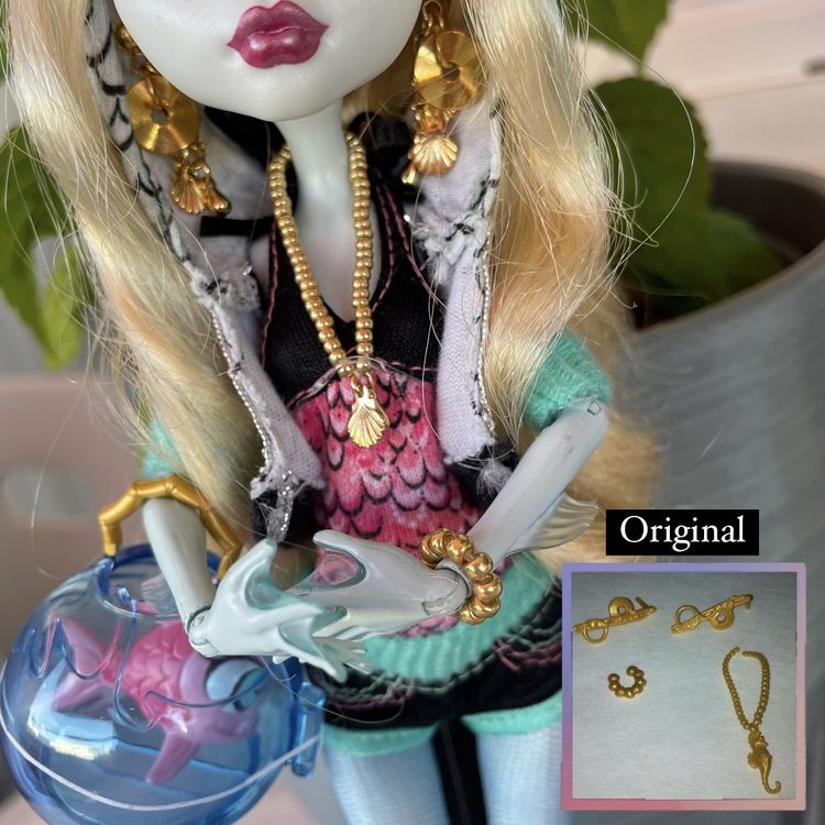 RAR: Monster High Lagoona Blue Basic *Schmuck* (handmade) (Neu und ...