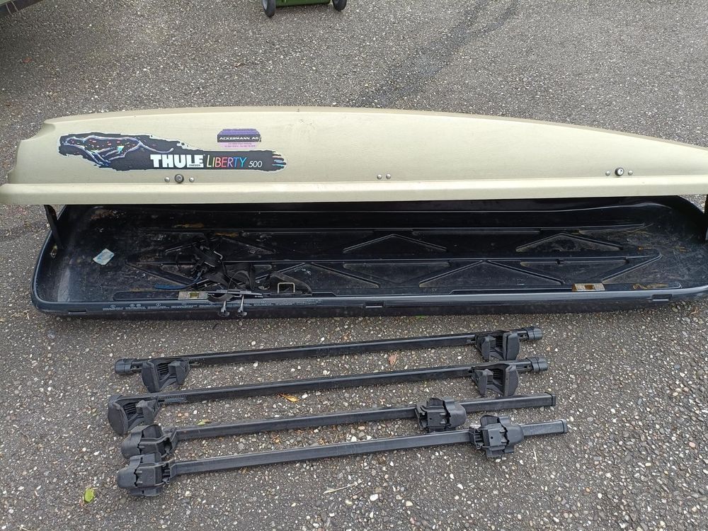 Thule Dachbox Liberty 500. Dazu 2 paar Dachträger. (Gebraucht) in ...