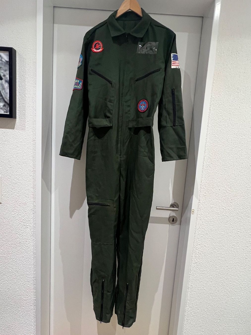 Pilotenkostüm Gr. M, Overall, Top Gun Stil für Fasnacht (Gebraucht) in ...