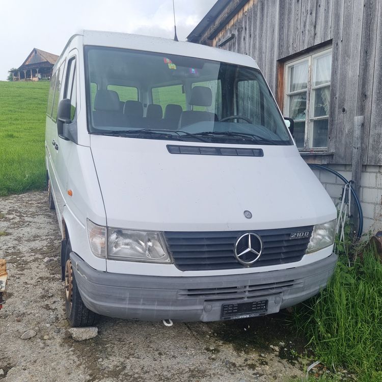 Mercedes 210D Bus (Gebraucht) in Sigriswil für CHF 3280 – nur Abholung ...