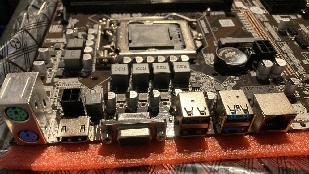 Intel 1151 BTC B250C 12 GPU Mining Motherboard | Kaufen auf Ricardo