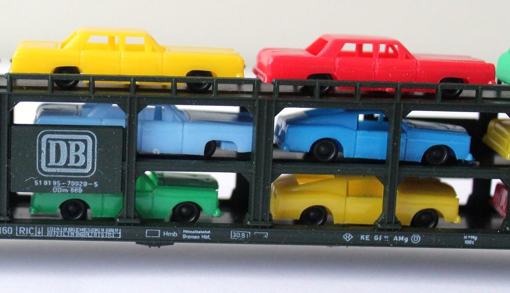 4 Spur N Roco Autotransporter + Minitrix Wagen mit Fässer (Gebraucht ...