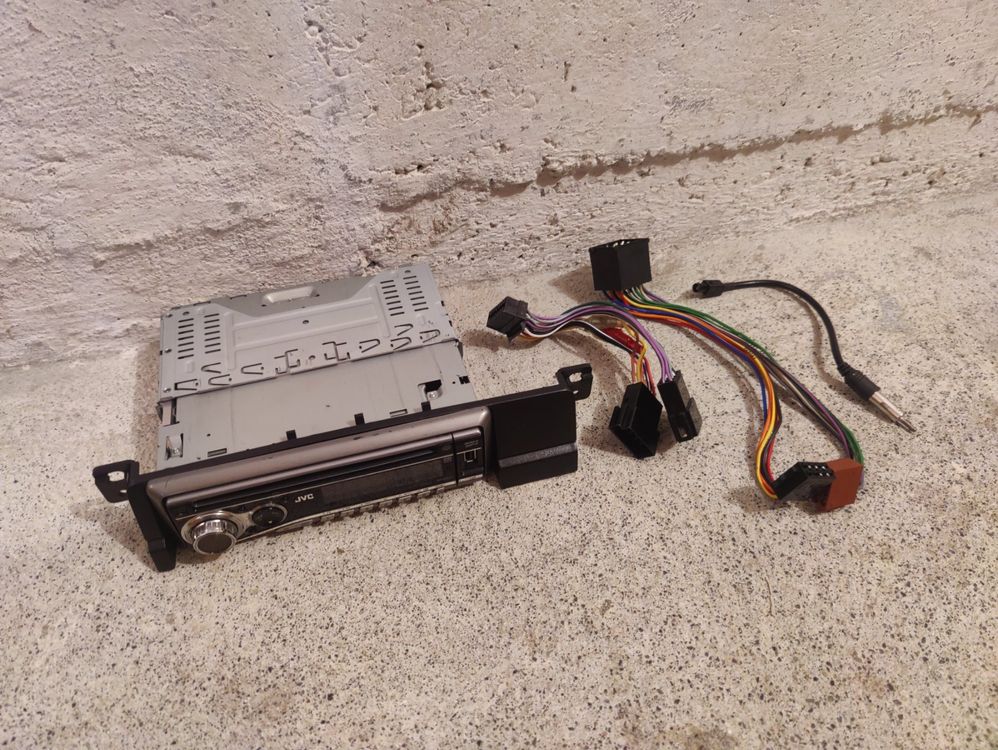 JVC Autoradio für BMW 3er E46 inkl. Blende + Kabel (Gebraucht) in für ...