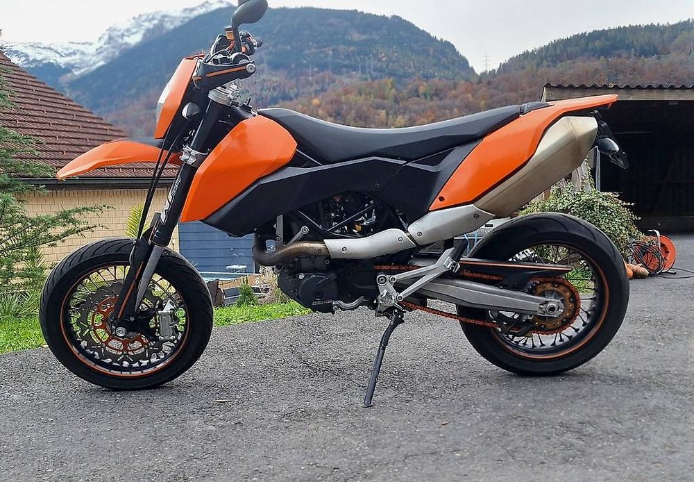 KTM SMC 690 Supermoto (Gebraucht) in Heiligkreuz (Mels) für CHF 3900 ...