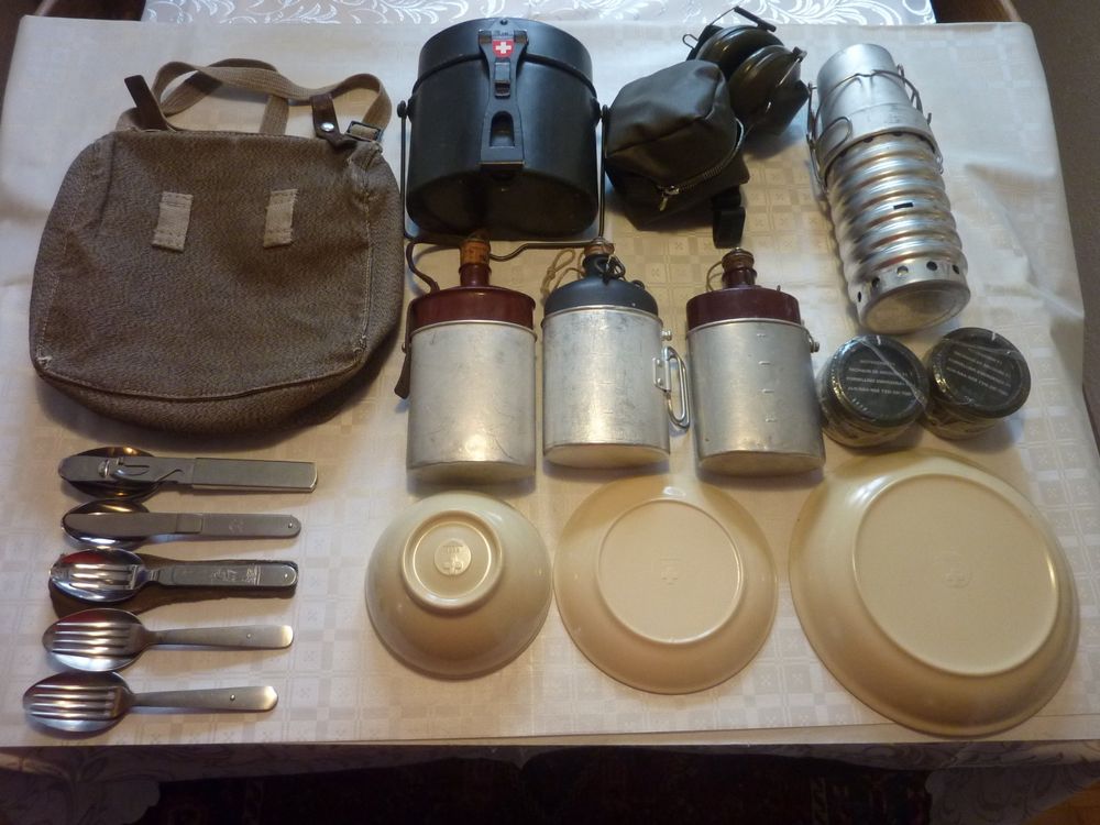 Schweiz Armee Geschirr Besteck Feldfl. Gamelle Kocher PAMIR (Gebraucht) in Dietikon für CHF 36 ...