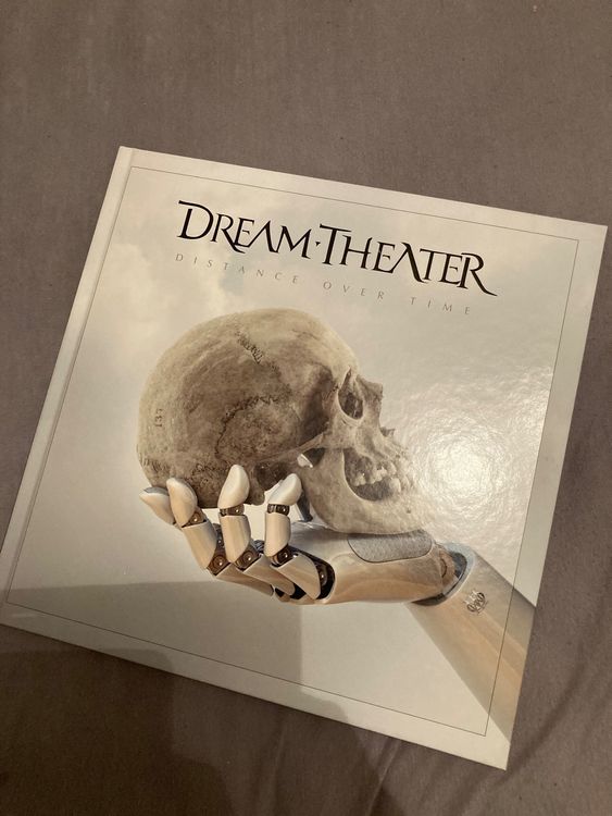 Dream Theater- Distance Over Time Artbook | Kaufen auf Ricardo