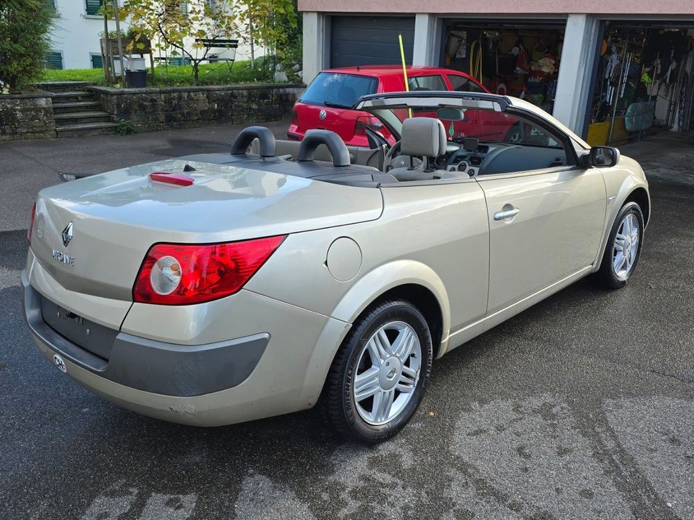RENAULT Mégane 2.0 16V Cabrio mit Verdeck/Hardtop (Gebraucht) in ...