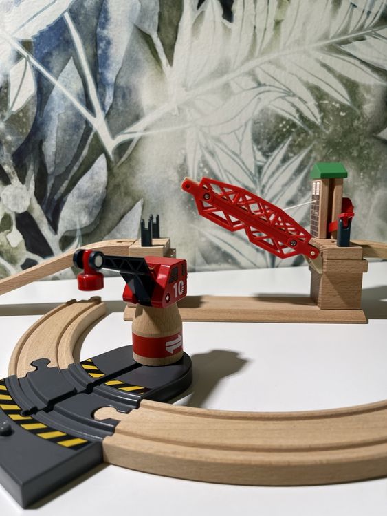 BRIO Wooden Railway Set - Crane, Bridge, Boat (Gebraucht) in ...