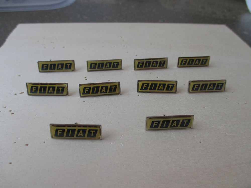 Fiat Pin Logo Sammlung (Neu (gemäss Beschreibung)) in Felsberg für CHF ...