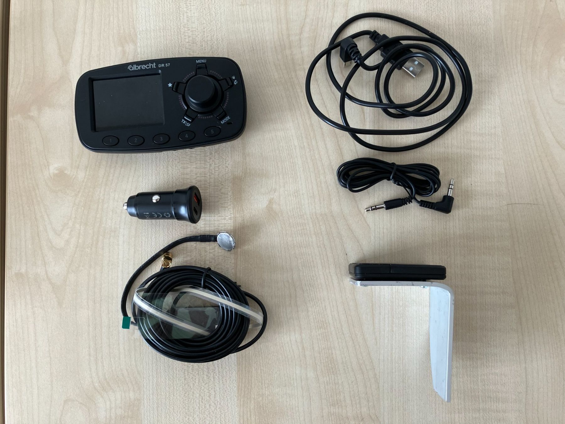 Albrecht DR 57 DAB+ Digitalradio, Autoradio-Adpter (Gebraucht) in ...