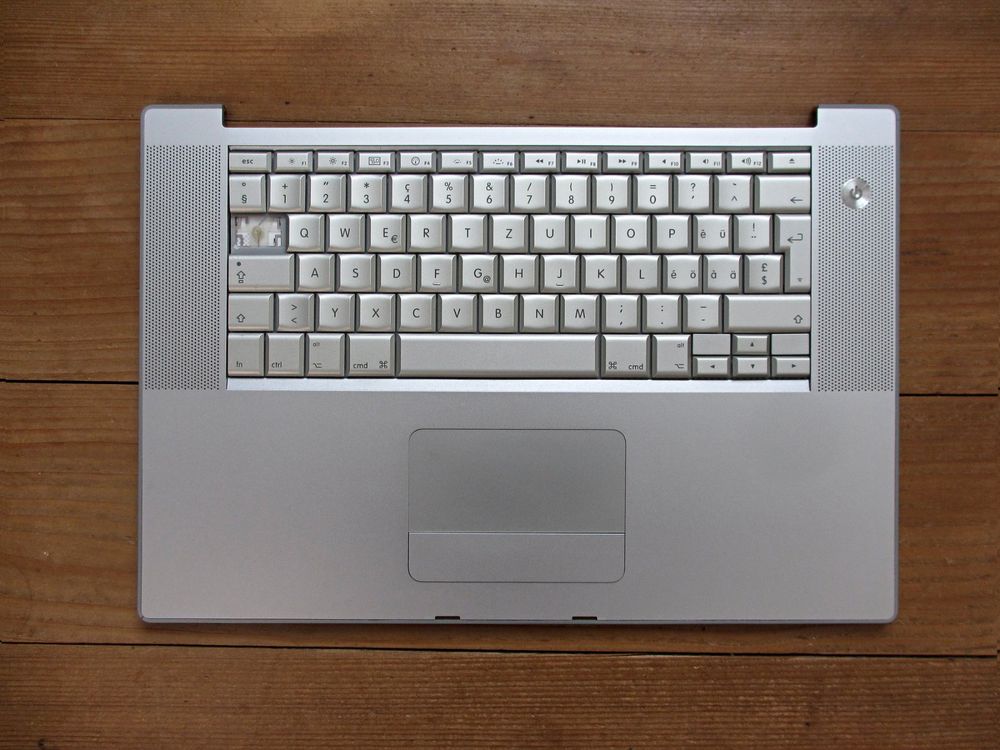 MacBook Pro "Silver" Keyboard, Defekt TASTE FEHLT (Gebraucht) in ...