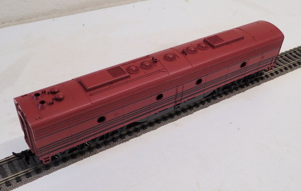 Rivarossi H0 - USA Diesel EMD E8 Unit B Motorized (Gebraucht) in ...