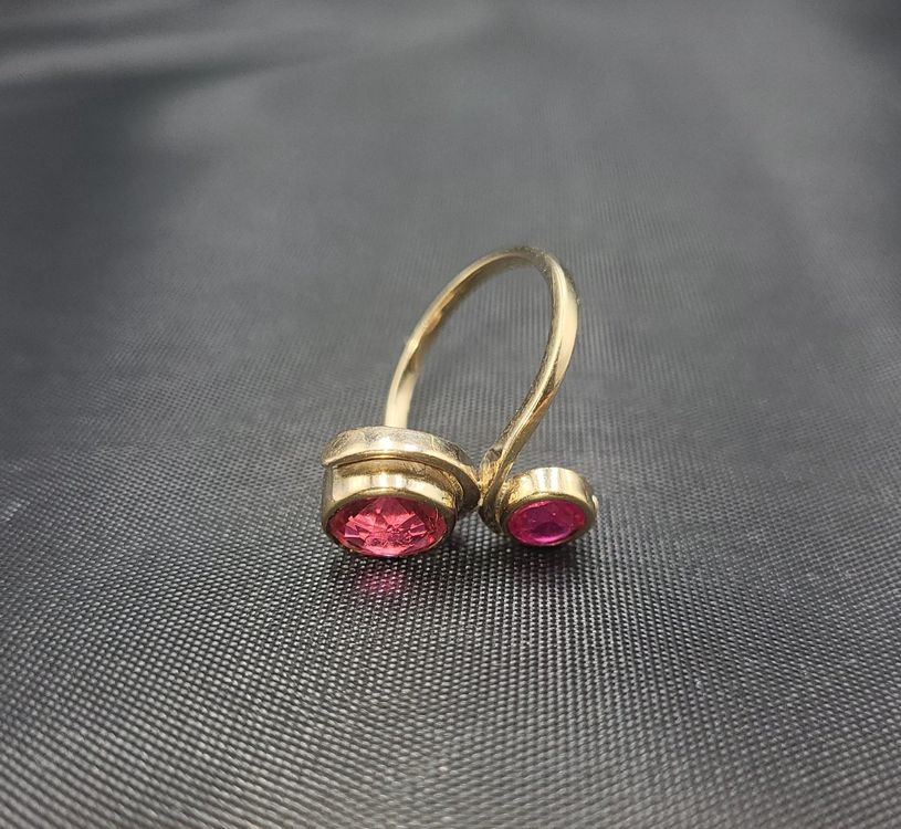 Gold Ring mit Steine, Elegant und zeitlos (Gebraucht) in Wald ZH für ...