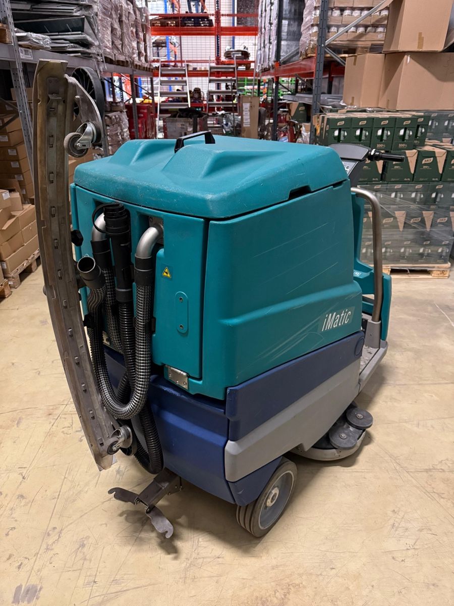 Aufsitz-Scheuersaugmaschine WETROK iMatic XR85 (Gebraucht) in Wolfwil ...