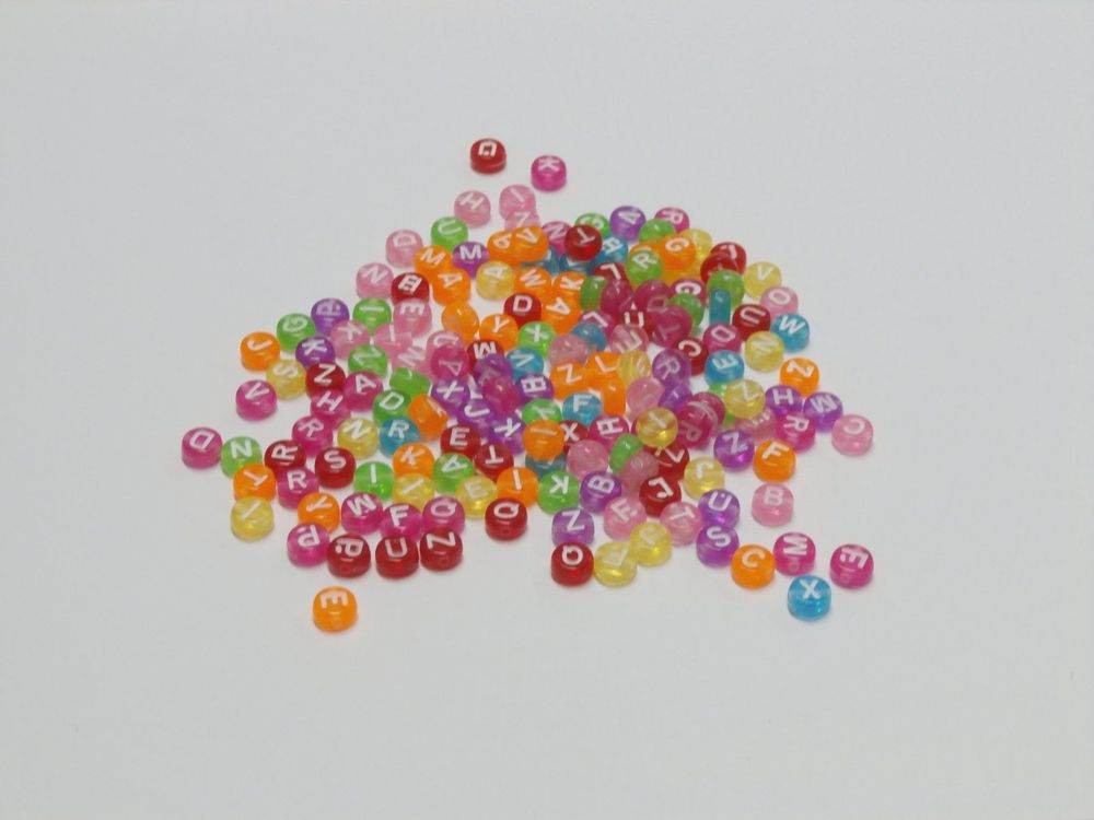 200 Acryl Buchstaben Perlen MIX (974) (Neu und originalverpackt) in Blatten-Naters für CHF 1 ...