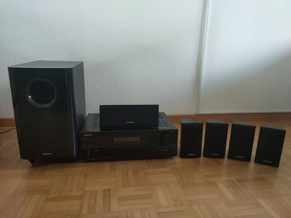 Onkyo SKS-HT528- 5.1 Surround-Set plus Onkyo AV Reciever (Gebraucht) in ...