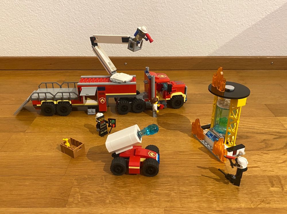 LEGO City 60282 Feuerwehr Grosseinsatz Fire Command Unit (Gebraucht) in ...