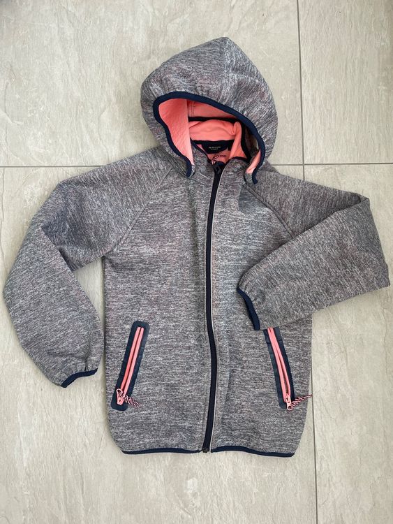 Softshell Jacke, Gr. 140 (Gebraucht) in Richterswil für CHF 10 – mit Lieferung auf Ricardo kaufen