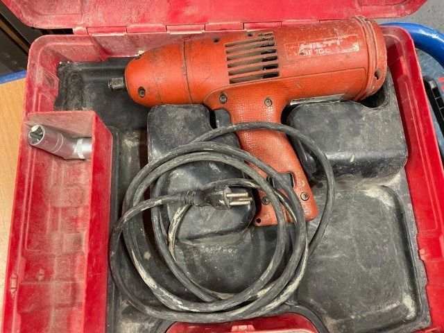 Hilti elektrischer Schrauber (Lot 64) Standort 4153 Reinach (Gebraucht ...