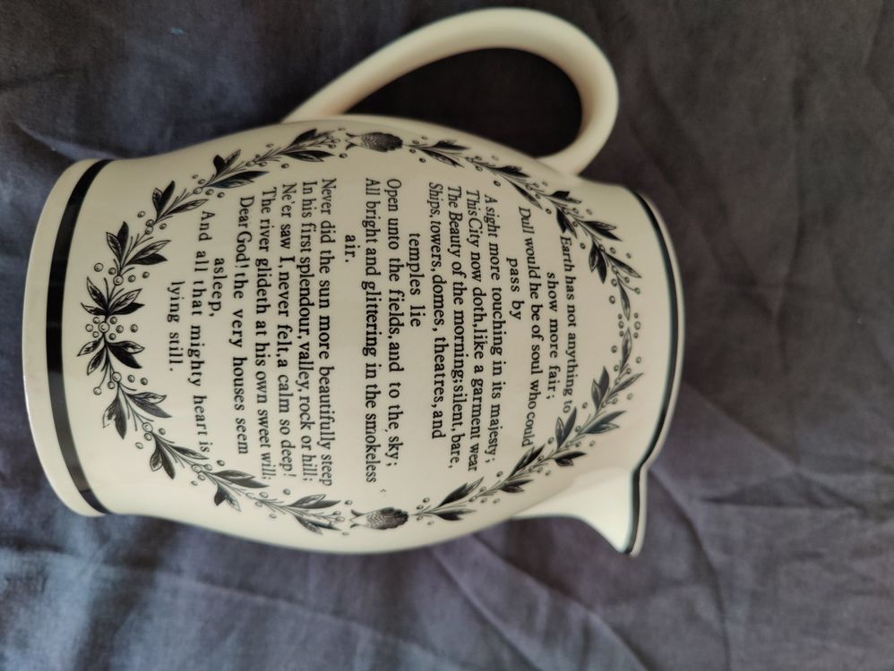 MidCentury Wedgwood London Jug Johnson V&A Museum Liberty MC (Gebraucht) in Geneve für CHF 69 ...