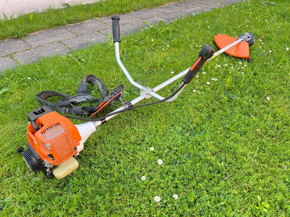 Schne Stihl Motorsense 4 Takt Bild