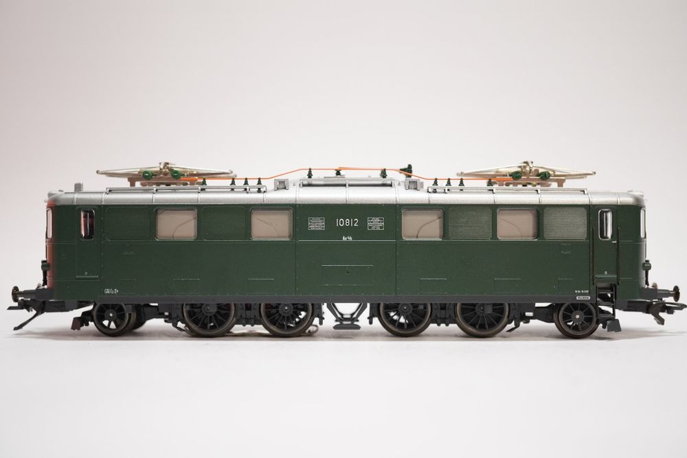 2∑ Roco 69530 SBB Ae 4/6 10812 E-Lok grün / digital V5 | Kaufen auf Ricardo