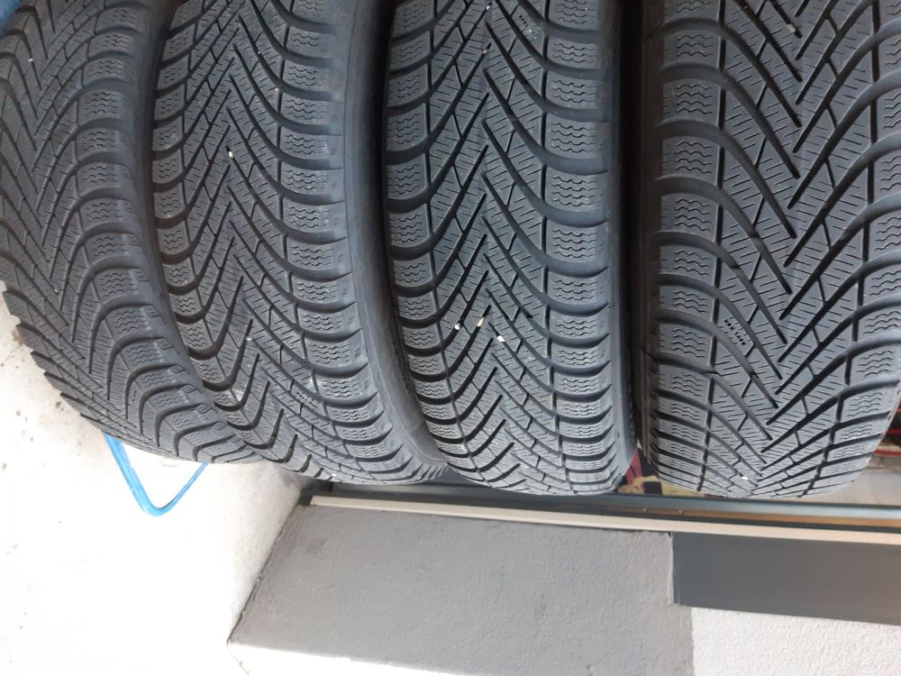 Winterräder Winterpneu 195/65 R15 (Gebraucht) in Goldingen für CHF 51 ...