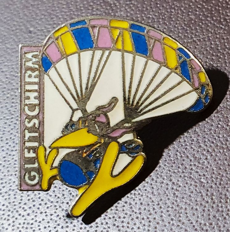 T235 - Pin Gleitschirm Fliegen | Kaufen auf Ricardo
