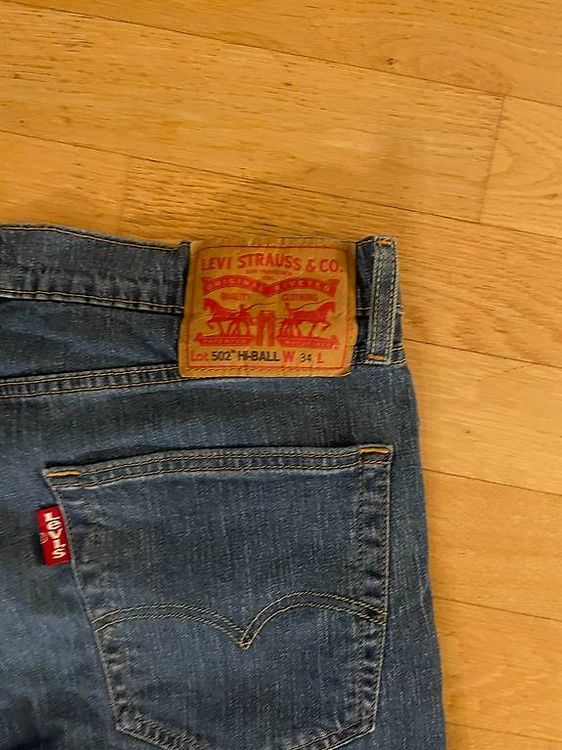Herren Jeans top Zustand, modern geschnitten (Gebraucht) in Bern für ...