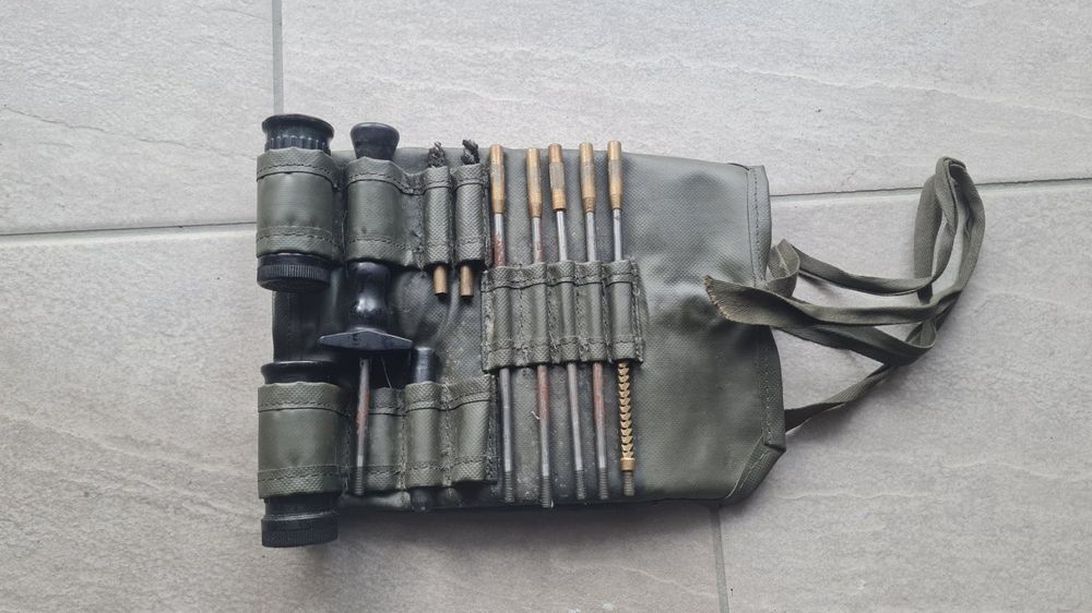 Sturmgewehr 57 / Gewehrputzzeug / Putzzeug / Putz-Set (Gebraucht) in ...