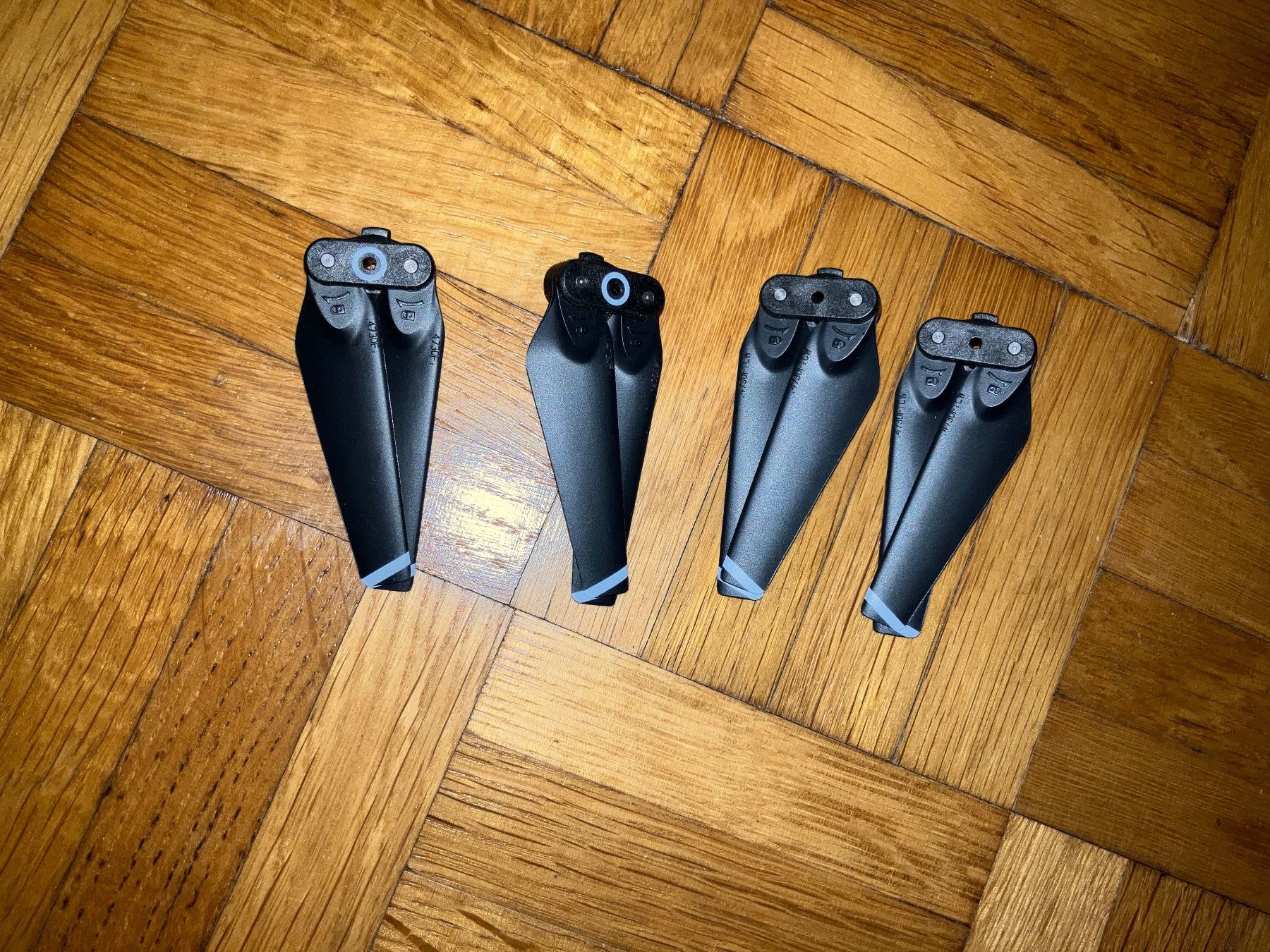 DJI Drohnen Propeller / Flügel (4 Stück) (Gebraucht) in Wettingen für ...