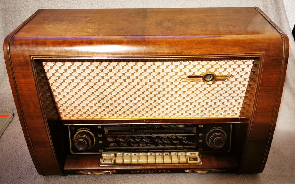 Antikes Loewe Opta Venus Type 821 W Radio (Gebraucht) in Herisau für ...