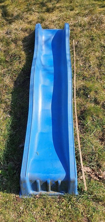Rutschbahn blau 2 Meter (Gebraucht) in Bütschwil für CHF 40 – nur ...